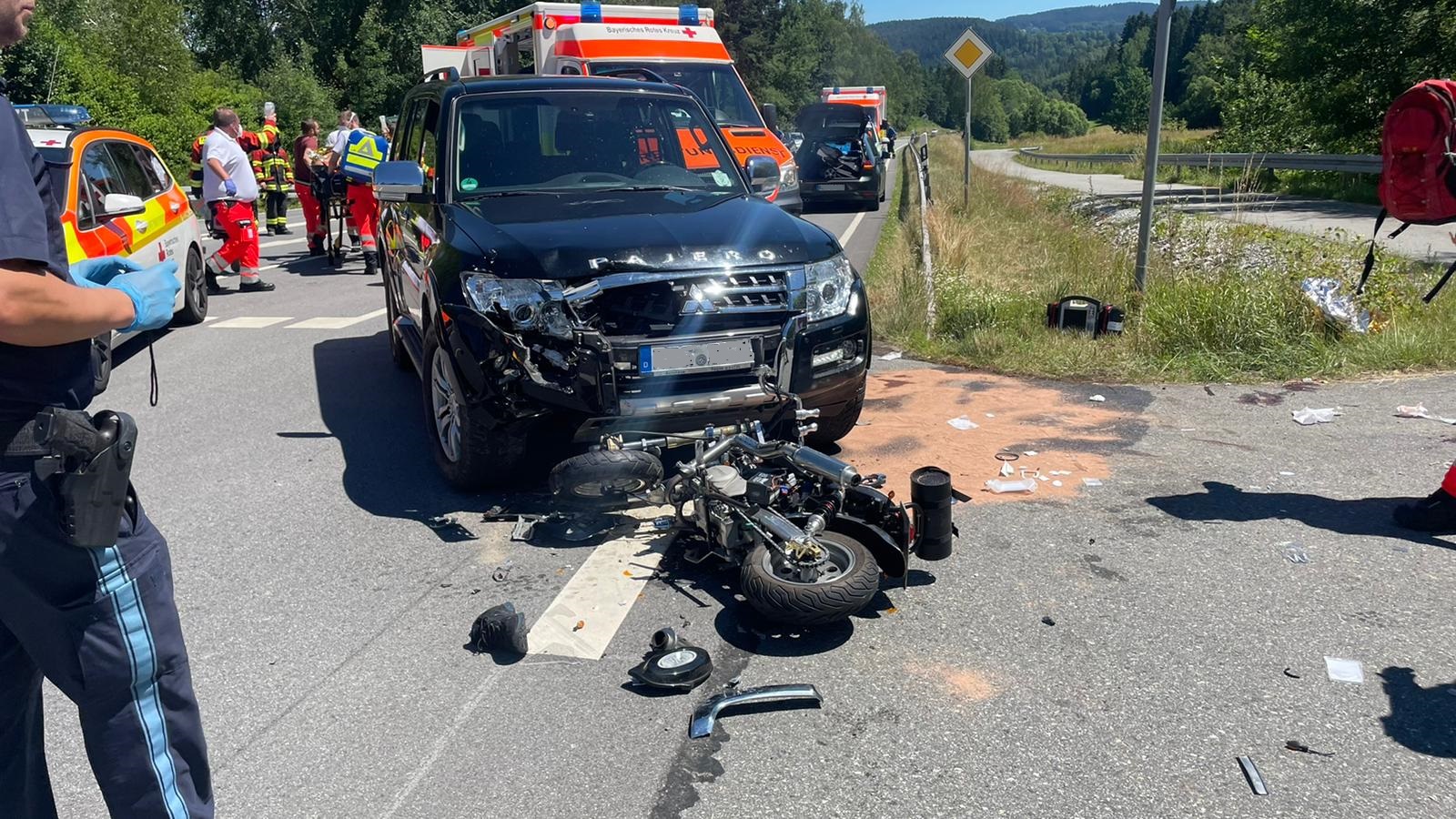 THL 1 für FF Oberneumais auf der B85/B11 - KFV Regen