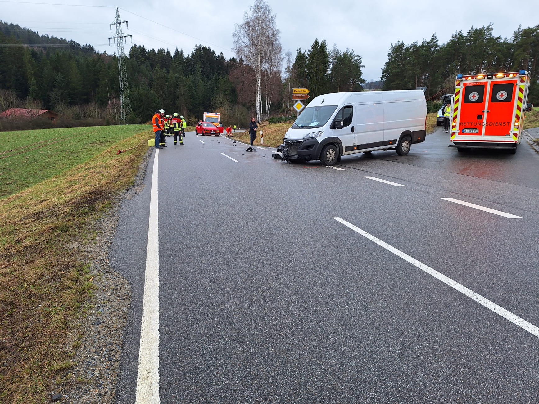 THL 1 - VU Auto übersehen - KFV Regen